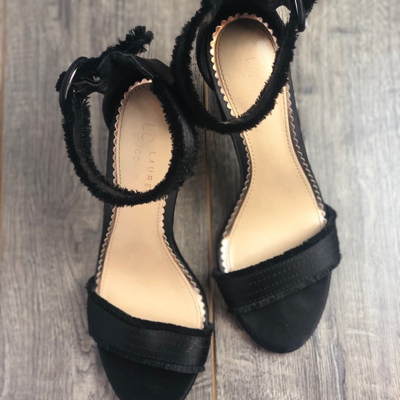 LC Lauren Conrad | Shoes | Lc Lauren Conrad Classic Black Strap Heels ...